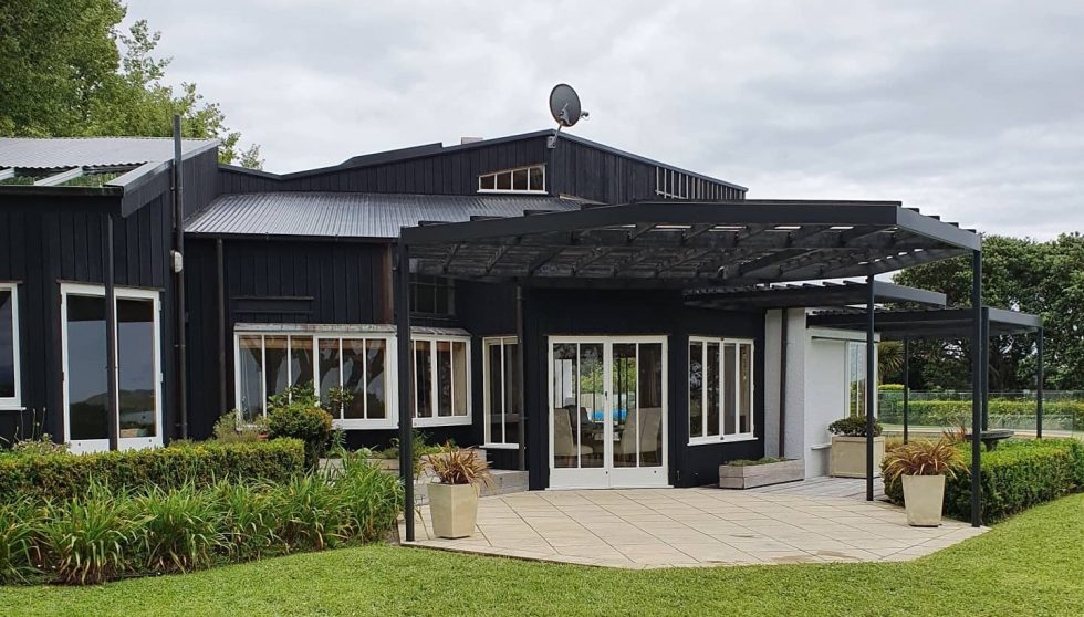 What Are The Benefits Of Using ZAR Stain Over Traditional Exterior ...